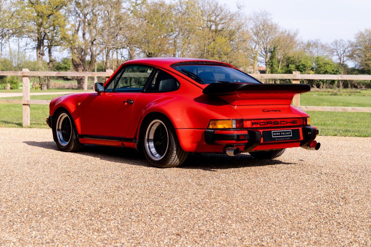 Porsche 911 3.2 Super Sport | Bure Valley Classics