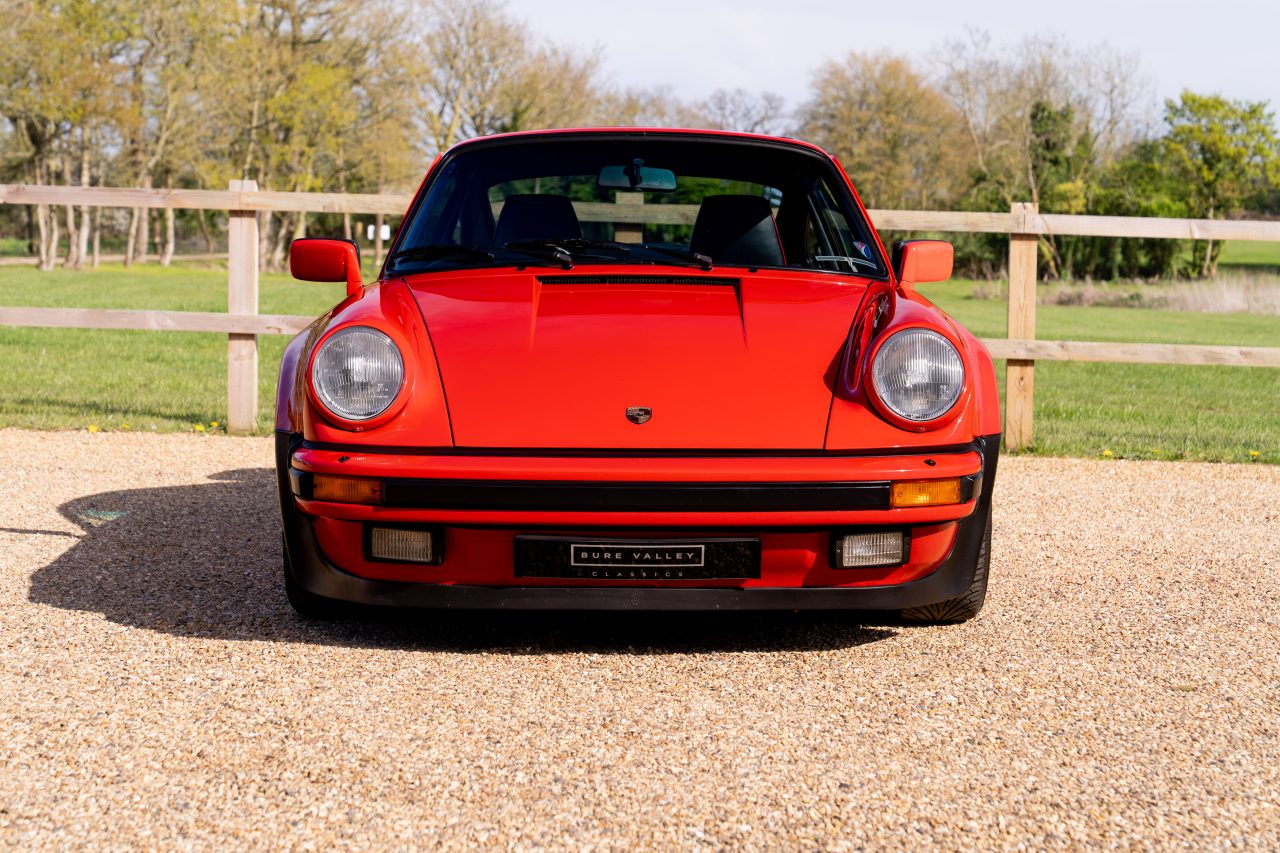Porsche 911 3.2 Super Sport | Bure Valley Classics