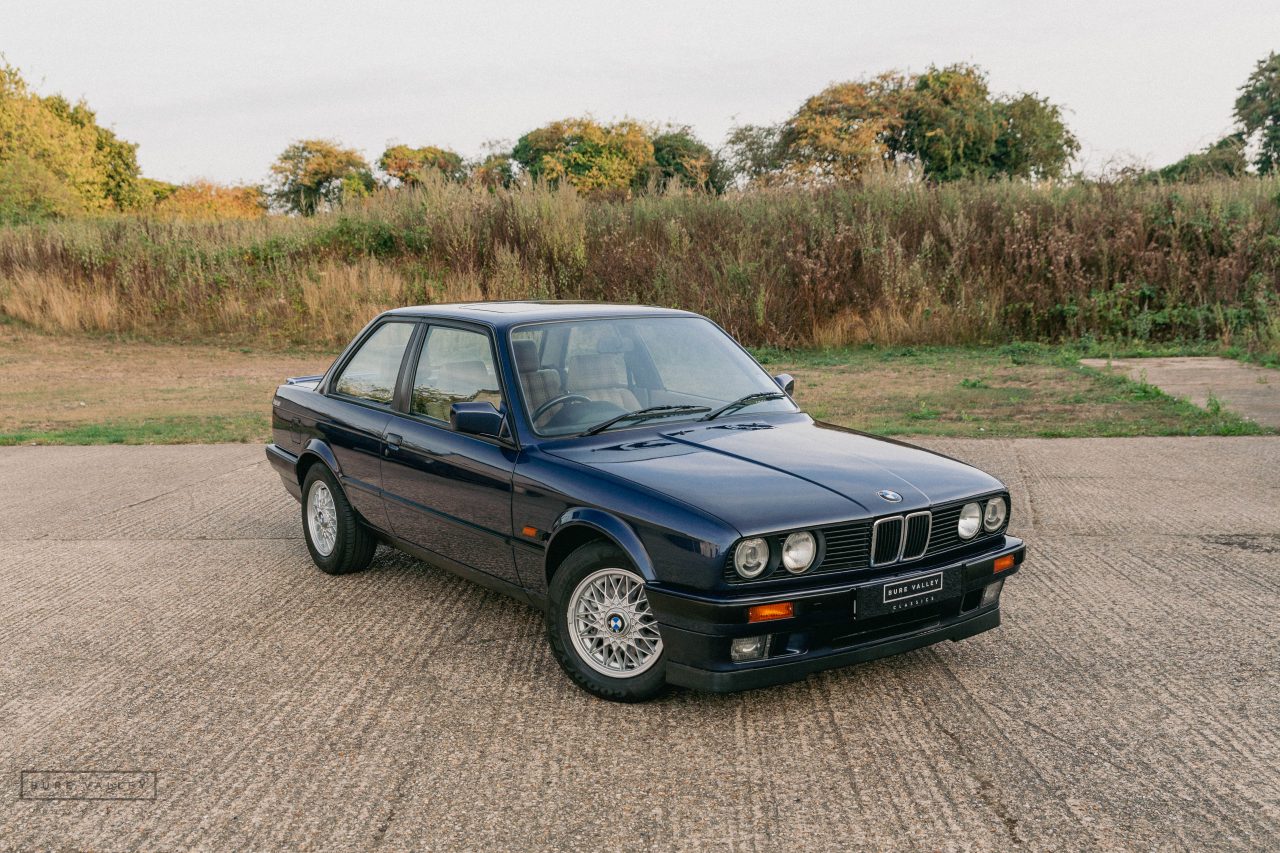 BMW 318iS E30 | Bure Valley Classics
