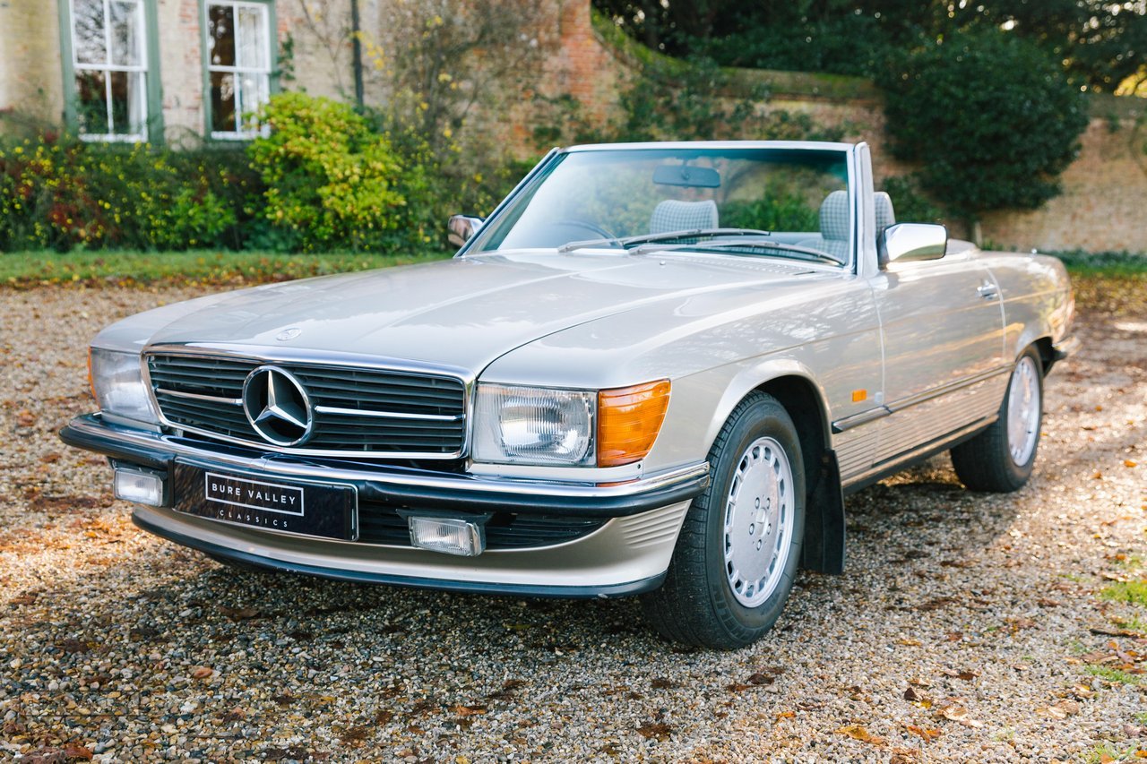 Mercedes 300SL | Bure Valley Classics
